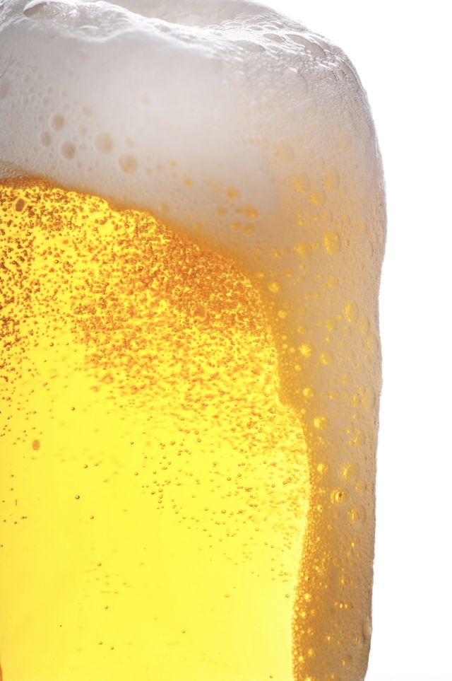 Consumi bere în fiecare zi? Uite ce se întâmplă în organismul tău