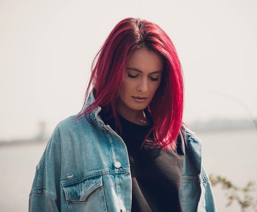 FOTO / Raluka, apariţie îngrijorătoare alături de iubit! Şi-a băgat în ...