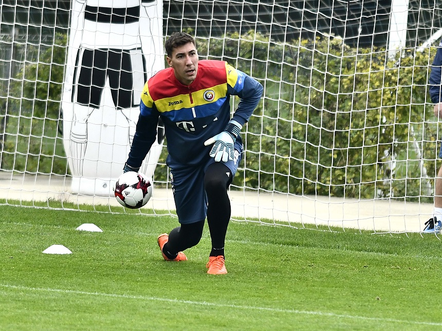 Costel Pantilimon s-a săturat să fie eternă rezervă! Uriaşul naţionalei ...