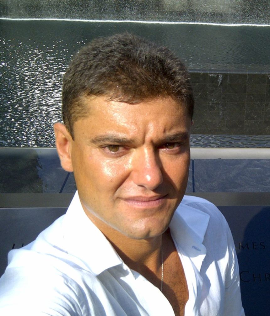 Momente grele pentru Cristian Boureanu. Percheziţii acasă la fratele ...